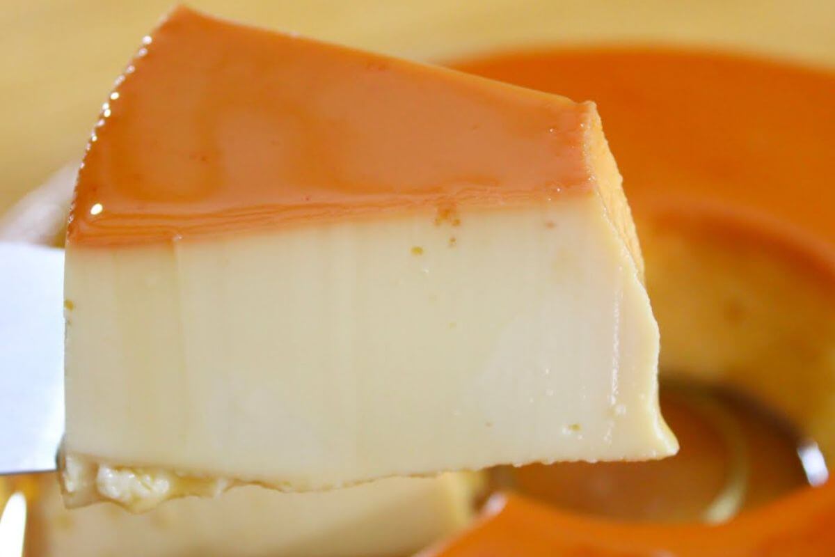 Pudim de leite condensado tradicional uma sobremesa que é sucesso ...