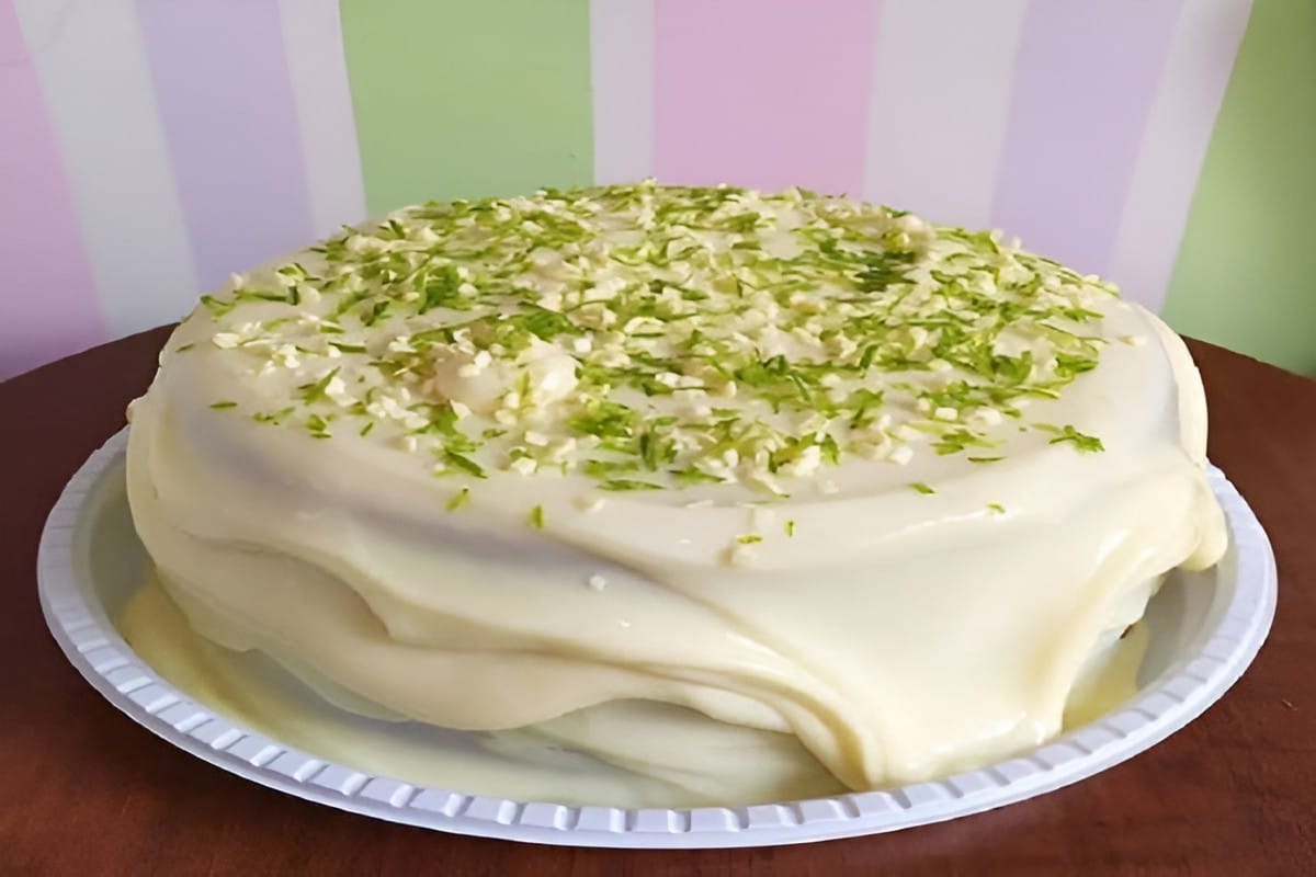 Receita de Bolo mousse de limão fácil de fazer e fica maravilhoso