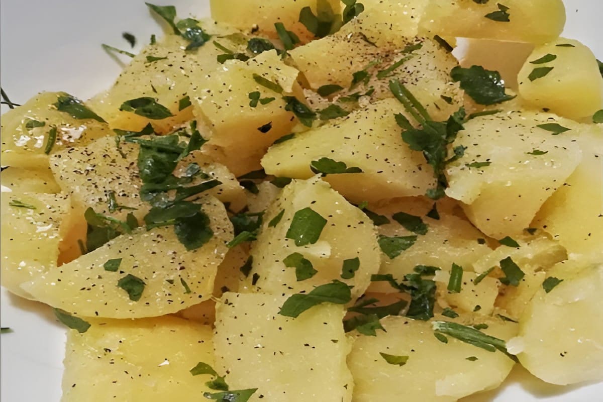 Receita de Salada de batatas para churrasco para inovar