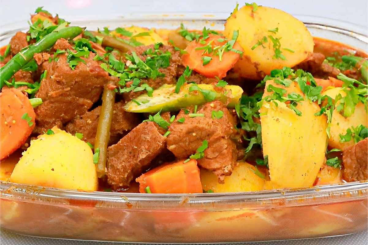 Carne com batata deliciosa pronta em menos de 30 minutos e fica muito ...