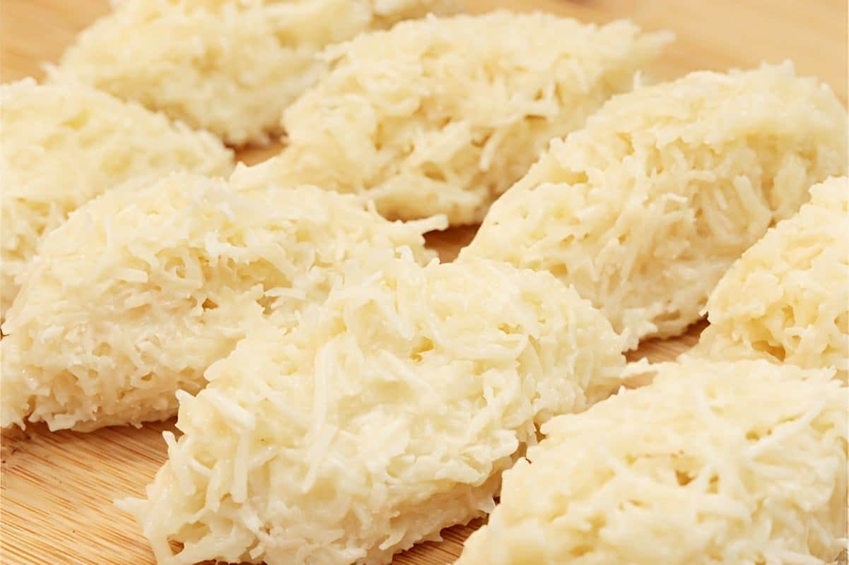 Cocada rápida e fácil para você cortar em pedaços e servir no seu ...