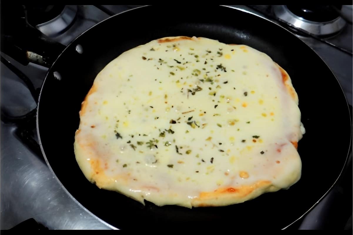 Pizza de frigideira que fica pronta super rápida e todo mundo adora ...