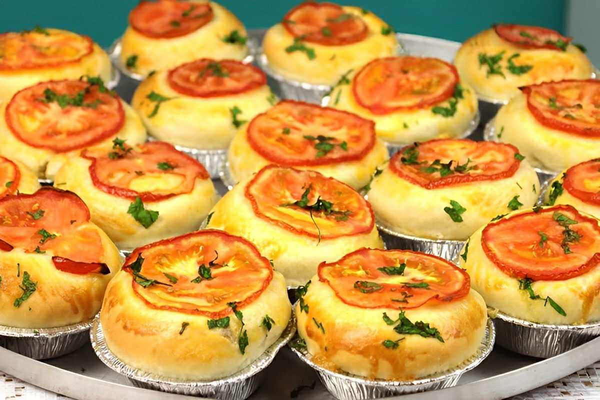 Salgado assado diferente e delicioso que fica com uma massa super leve ...