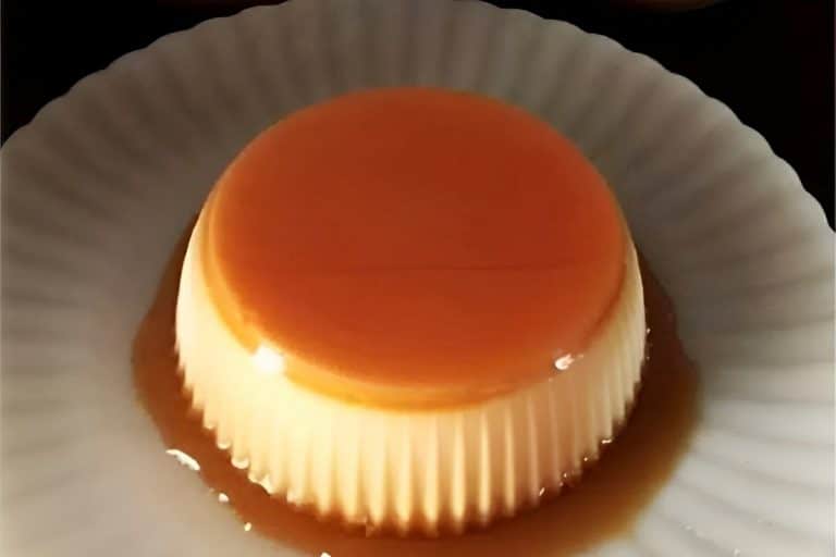 Mini pudim é uma receita de sobremesa que rende bastante dá até para ...