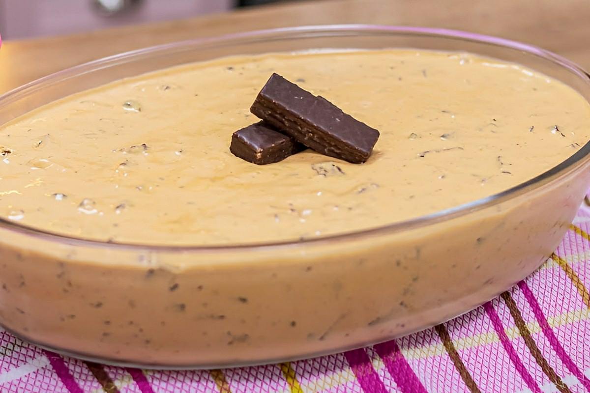 Sobremesa de 3 ingredientes com bastante chocolate bis vai ficar uma ...