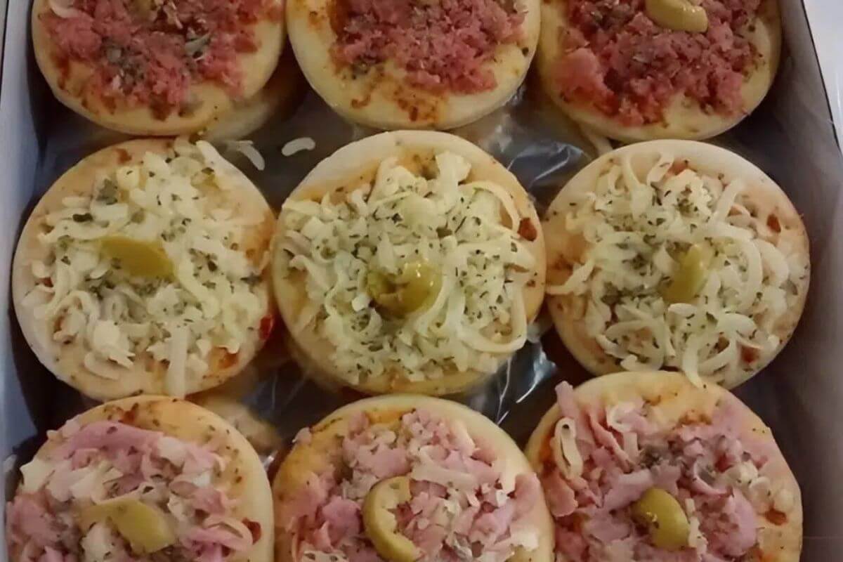 Mini pizza: aprenda o segredo de uma massa perfeita que dura congelada ...