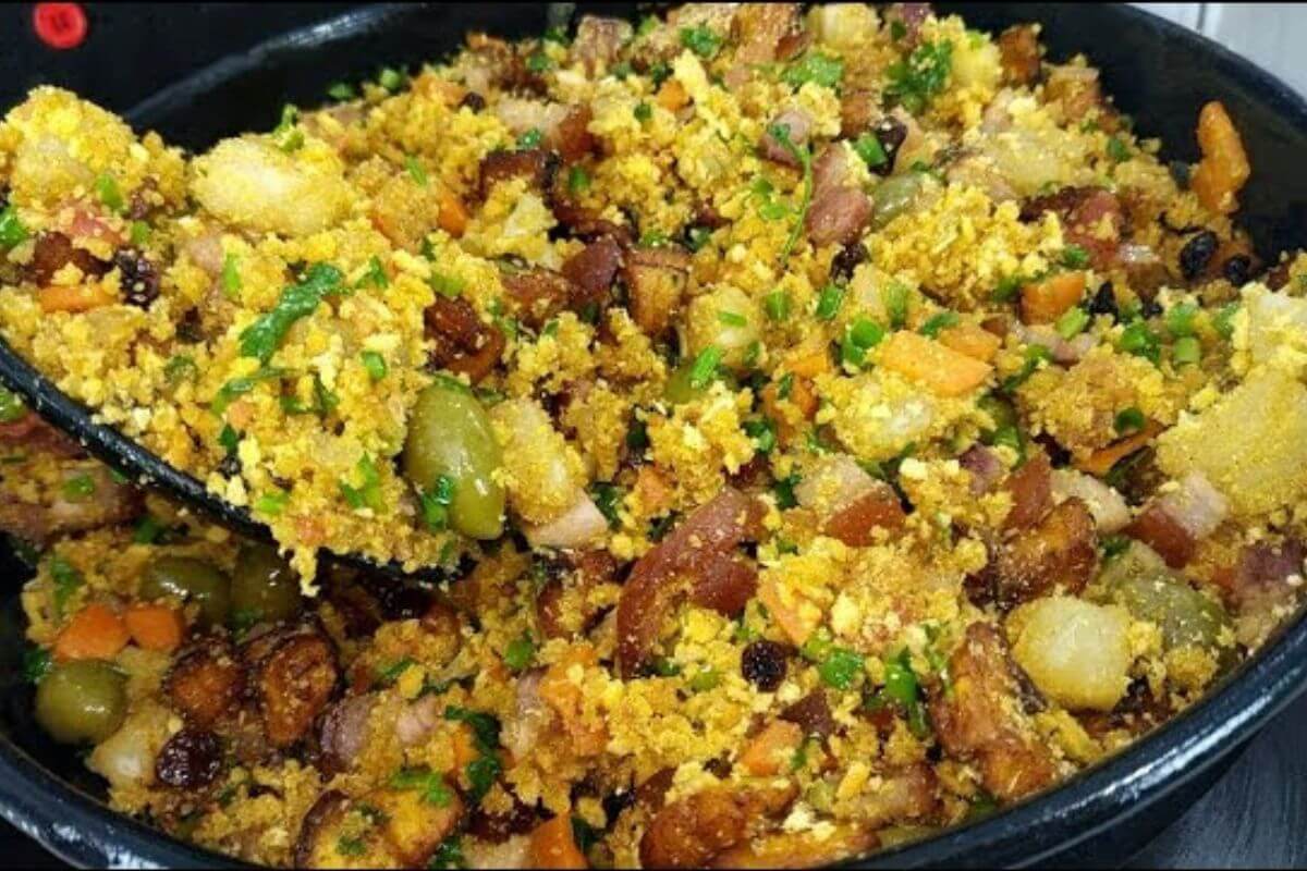 Farofa com frutas a mais completa de todas para você fazer no seu ...