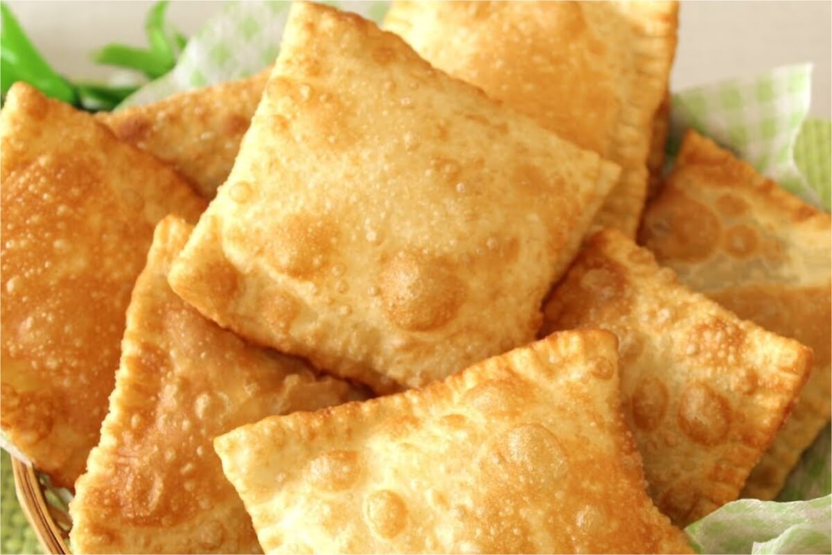Aprenda a fazer uma massa de pastel de feira perfeita e sequinha