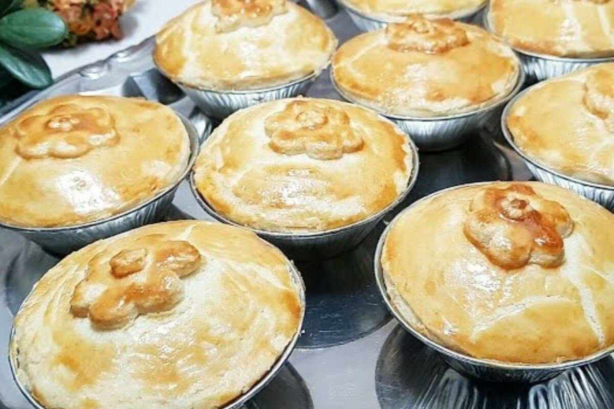 Nessa receita você vai descobrir que é possível fazer empada de frango ...