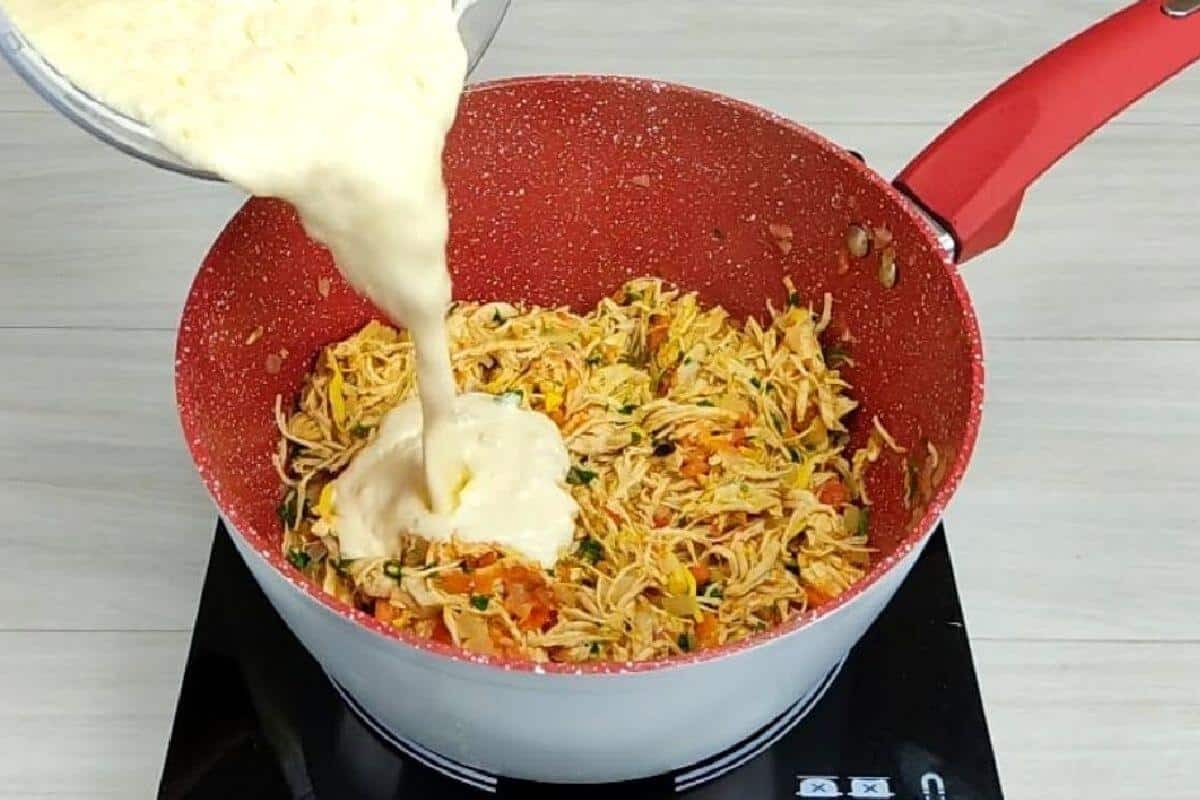 Receita incrível de fricassê de frango que com certeza todos vão adorar ...