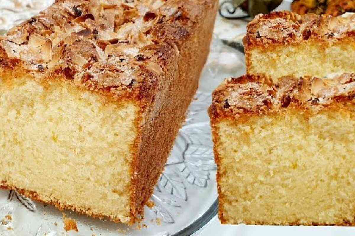 Bolo inglês de laranja fofinho e macio para a hora do café