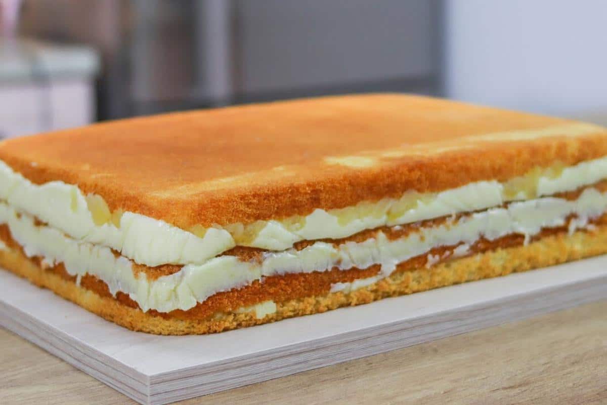 Bolo de aniversário caseiro simples que não precisa ser confeiteira ...