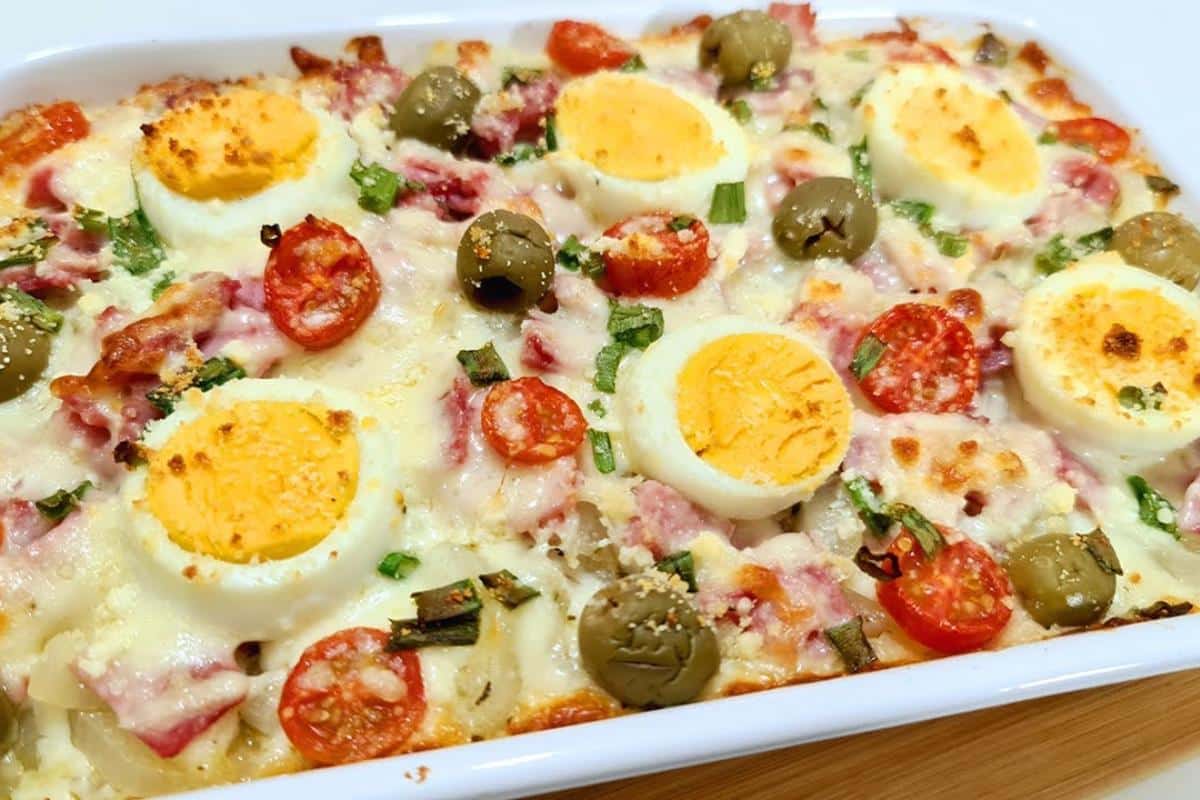 Batata gratinada à portuguesa super saborosa para você servir no seu ...