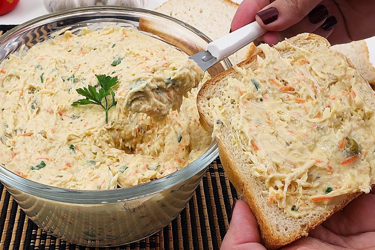 Patê de Frango Cremoso e Saboroso: Fácil e Perfeito para Sanduíches e ...