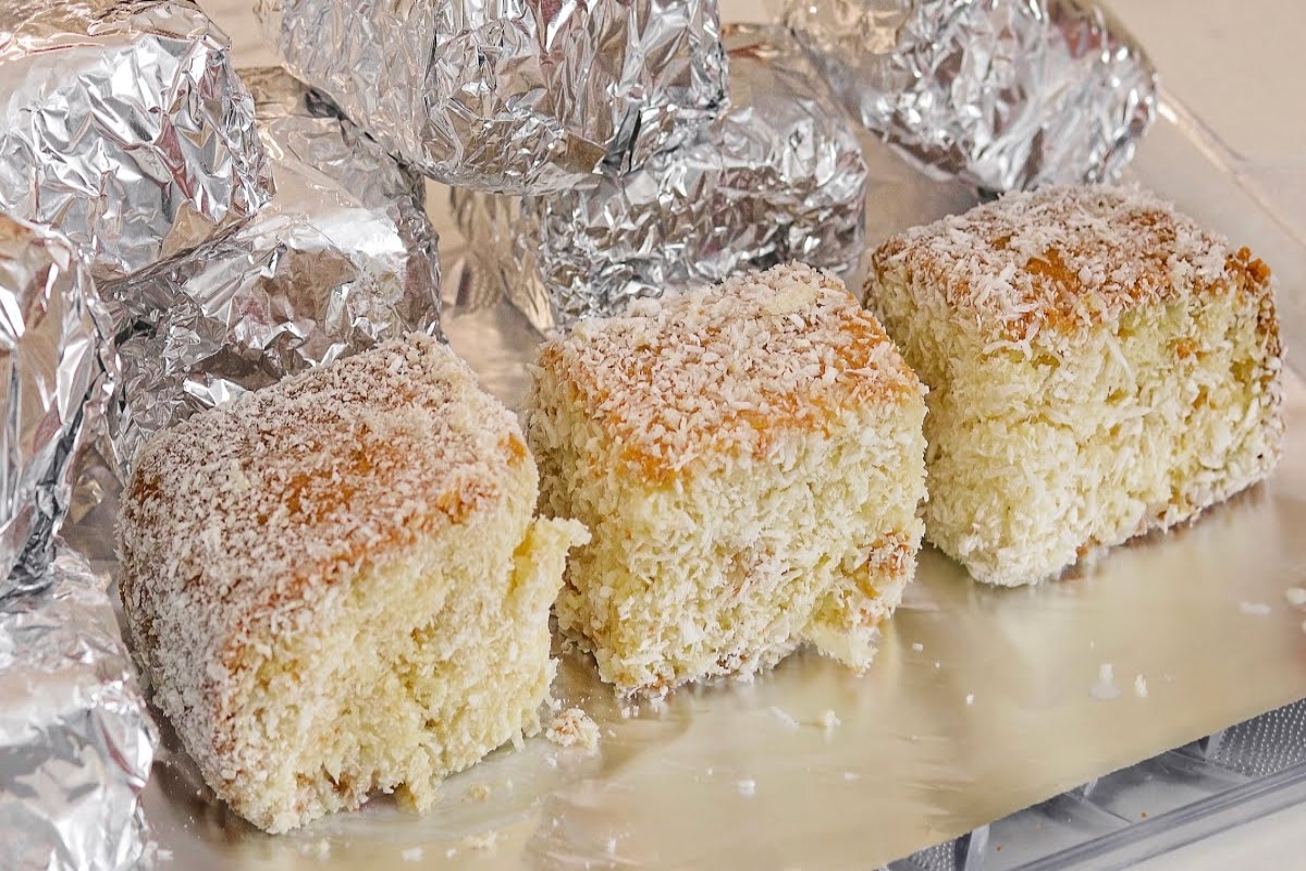 Bolo de Coco Molhadinho: Uma Receita Tradicional e Irresistível